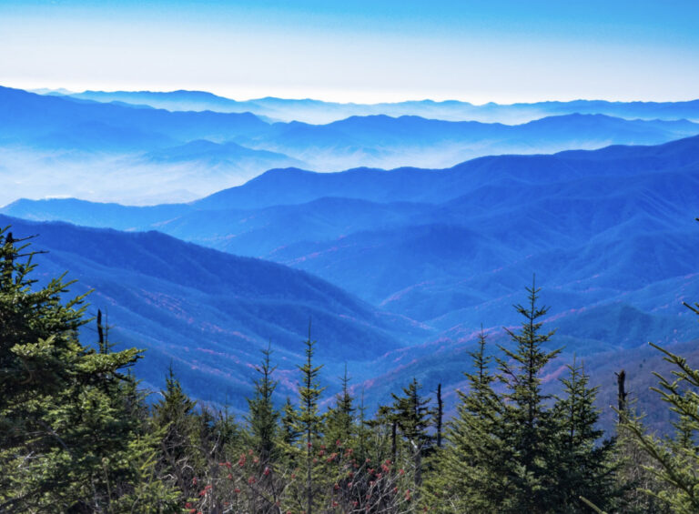 7 Ways to Explore the Great Smoky Mountains National Park - Lifestyle ...